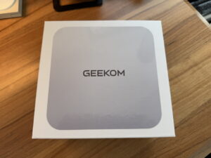 『GEEKOM A6』レビュー、6万円台でパワフルな性能を実現、高級感のあるデザインも魅力的な高性能・高コスパミニPC - TikGadget ...